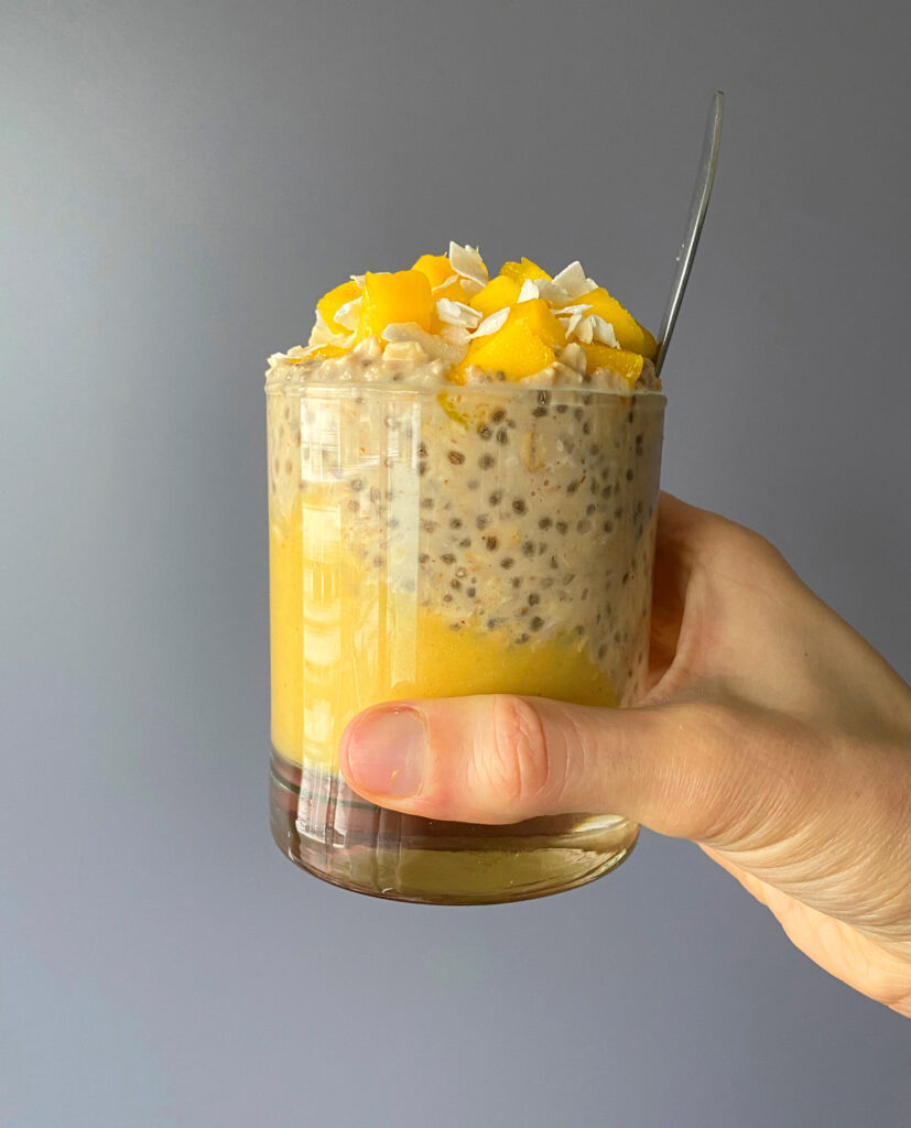Avena Para el Día Siguiente de Mango y Coco Tostado - Monday Dreams